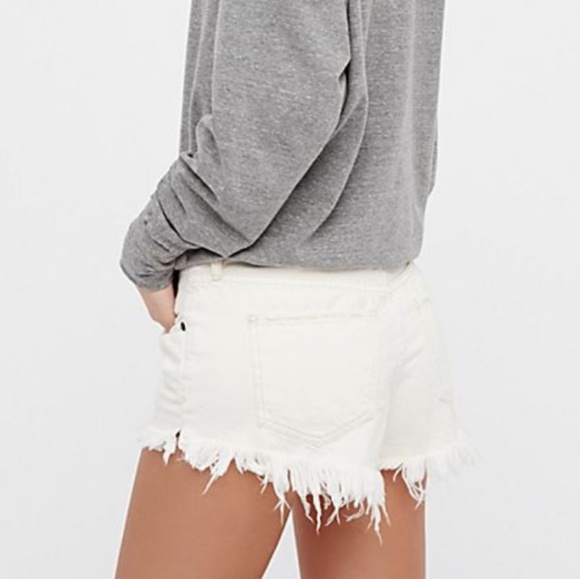 Free People | Shorts | Free People Soft Relaxed White Cut Offs Nwt ...